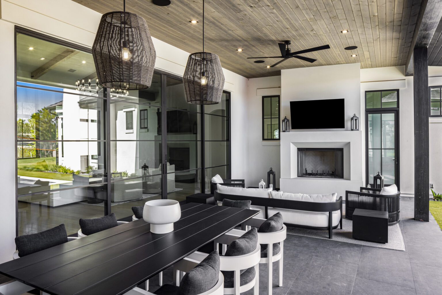 Modern Santa Barbara Style - Sendero Homes